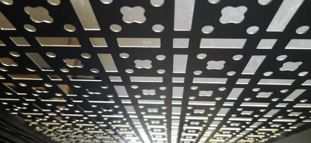 ورق پانچ شادآباد | قیمت ورق پانچ | خرید ورق آهنی-آهنیتو